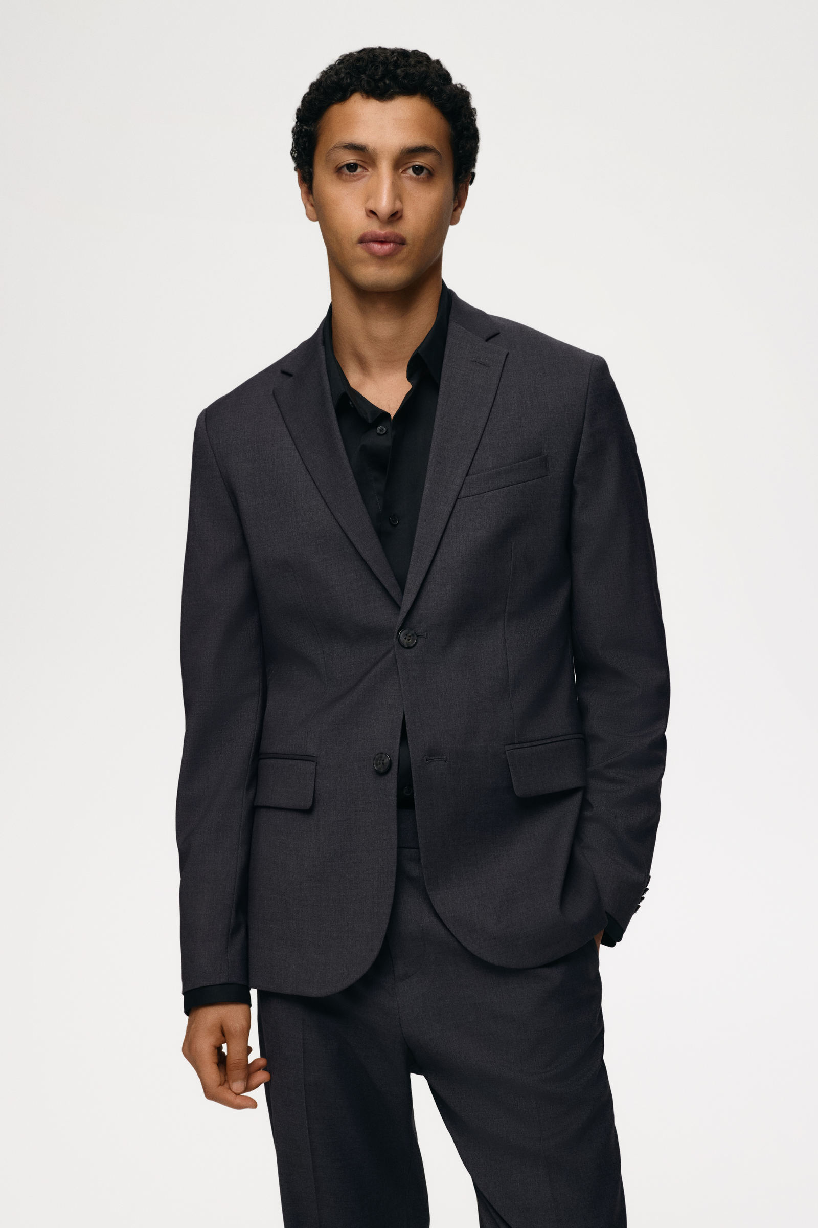 Americana Slim Fit - H&M EC